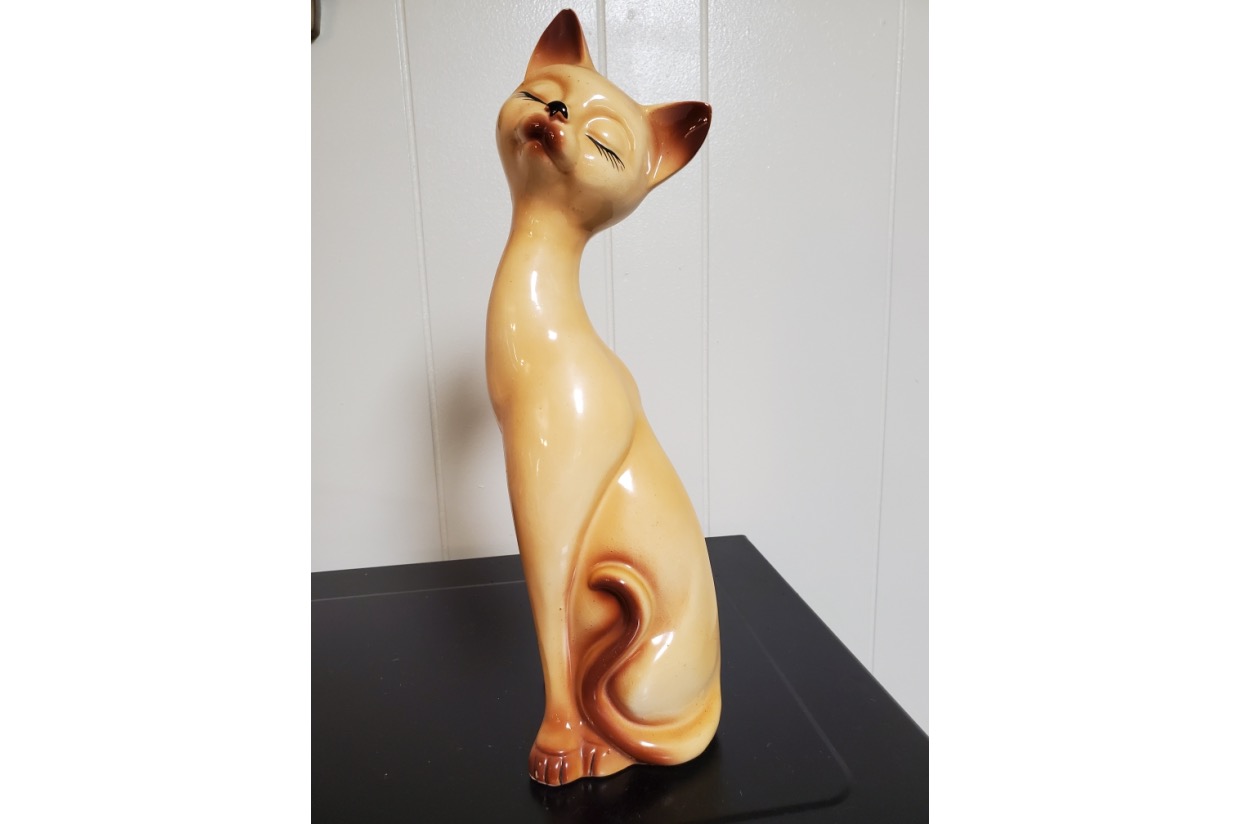 Long Neck Cat Figurine | PSL Family Reunion 2024 | PSL Family Reunion ...